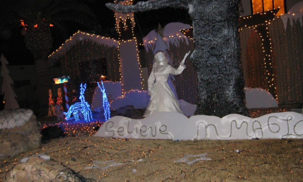 The Best Christmas Light Displays in Arizona - Beautiful Winter ...