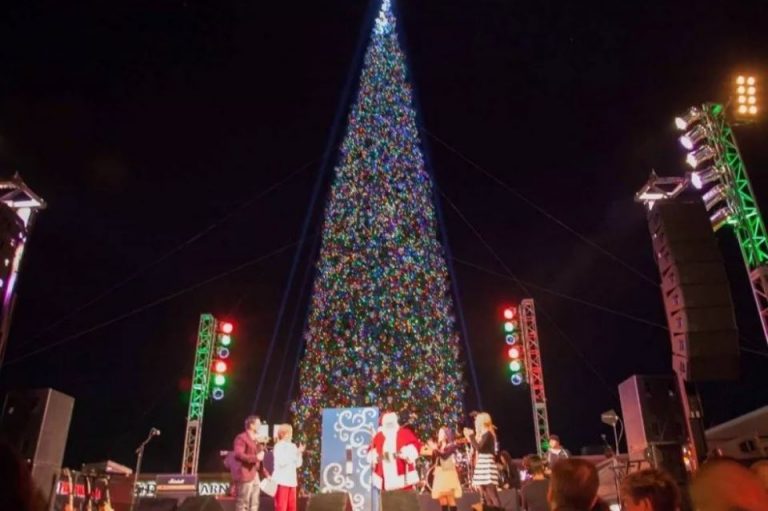 The Best Christmas Light Displays in Arizona - Beautiful Winter ...